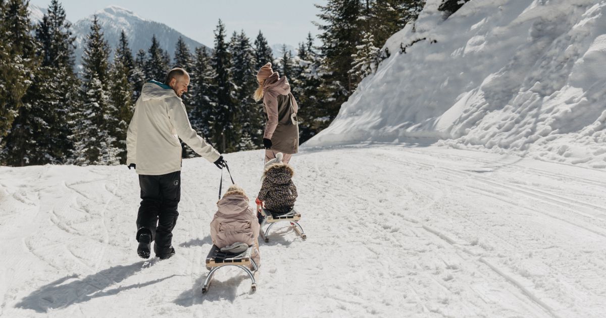 Familien-Rodeln in Tirol: Winterspaß in der Region Seefeld