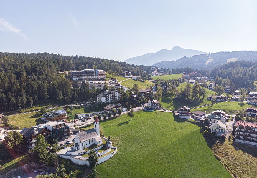 Mösern im Sommer – Das Panorama-Sonnenplatzl