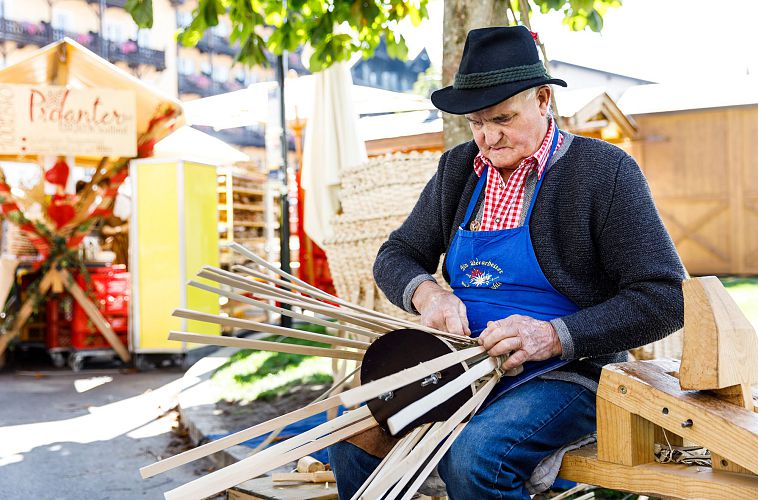 Traditional tyrolean craft fair in Seefeld